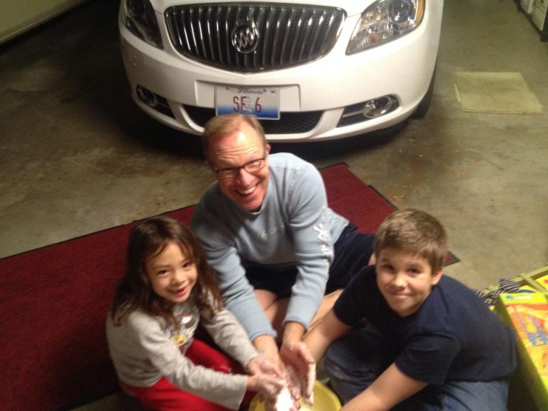 Kent Emmons – Bio, Education, Career, Net Worth, and More